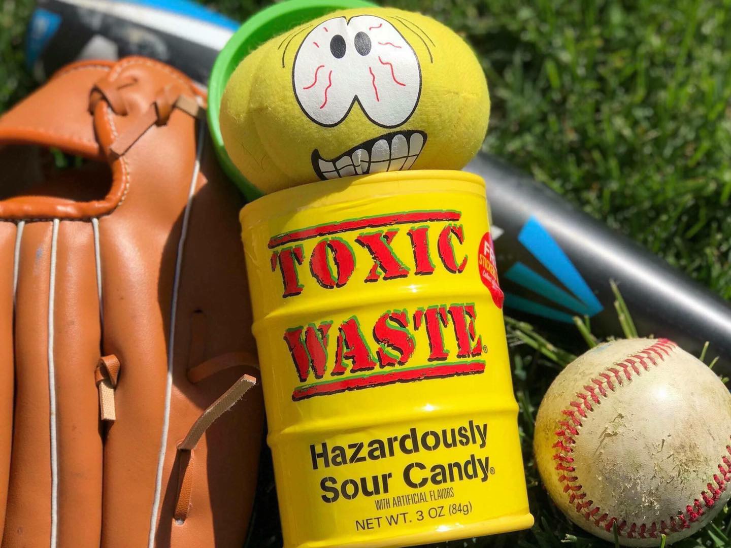 Toxic Waste Sour Candy Drums – The SGFR Store